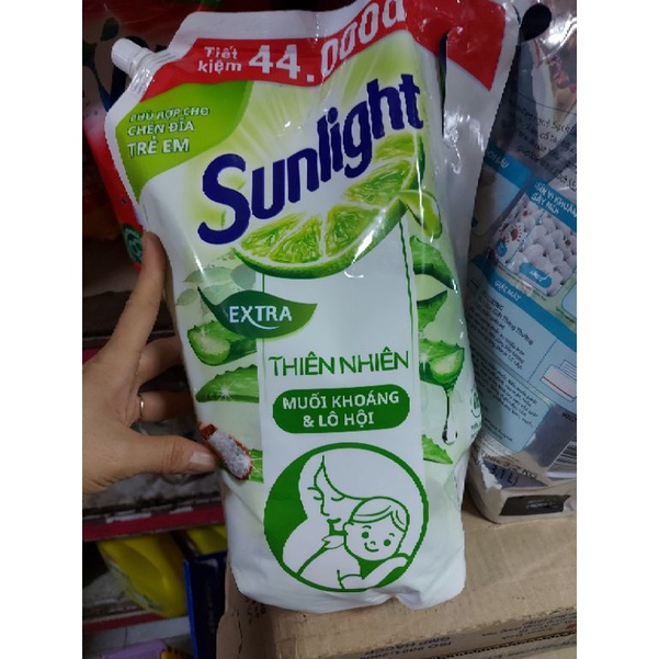 Túi nước rửa chén sunlight thiên nhiên tinh chất muối khoáng và lô hội ...