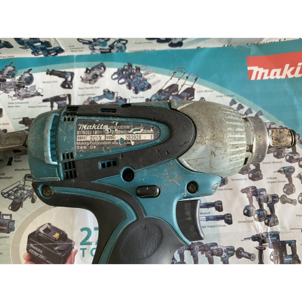 Máy vặn bulong nội địa Nhật bãi dùng pin Makita BTW251 18V. BN ...