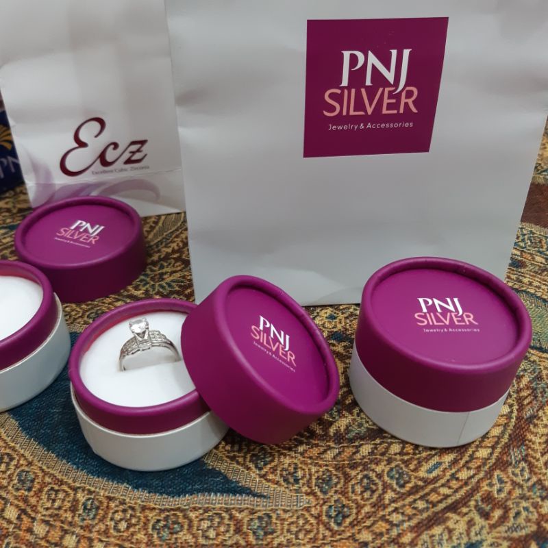 Hộp PNJ Silver combo 4 hộp 2 túi (tặng 1 cây treo trang sức) | Shopee ...