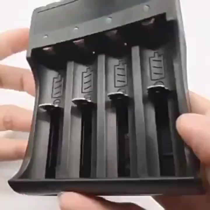 Sạc Pin Tự ngắt và có đèn báo khi đầy 4 Khe cao cấp dùng cho pin 18650 AA | Shopee Việt Nam