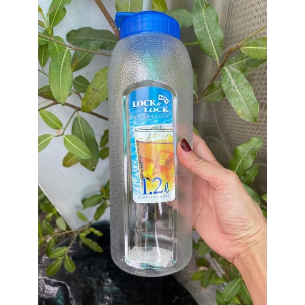 Bình nước lock&lock 2600ml màu trắng nắp xanh | Shopee Việt Nam