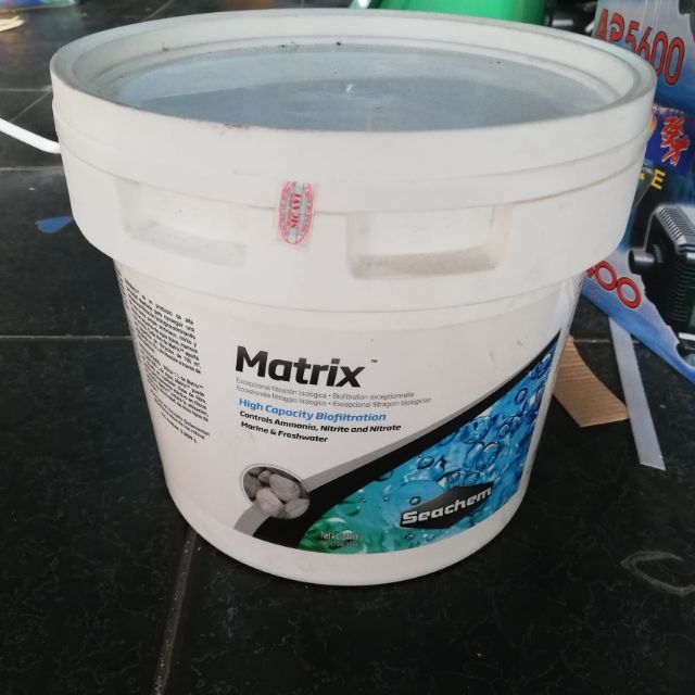 Vật liệu lọc Matrix / Matrix Pond seachem 4l | Shopee Việt Nam