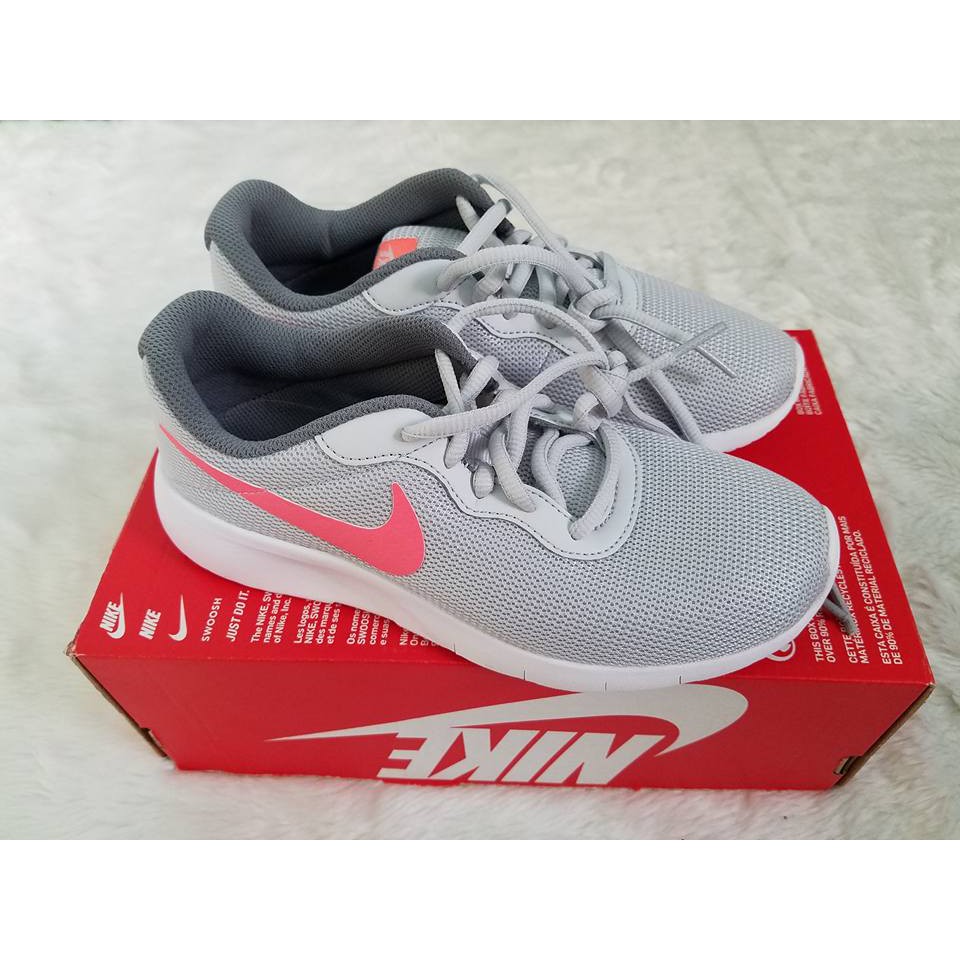 Giay Nike - Hình chụp thật | Shopee Việt Nam