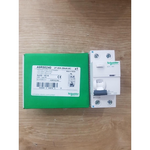 Cầu dao chống dòng rò Schneider A9R....dòng 6.5KA RCCB Schneider ...