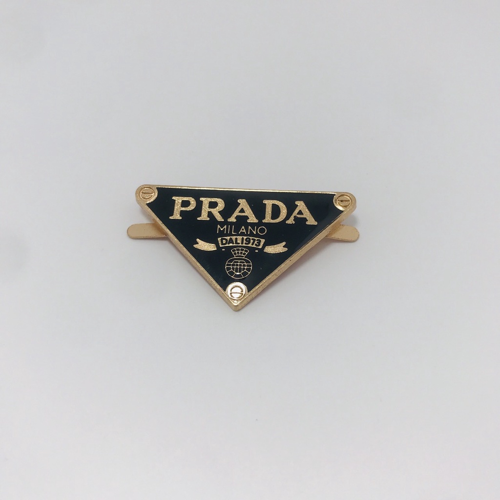 Mác Prada trang trí đủ màu | Shopee Việt Nam