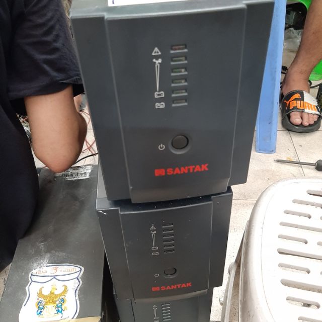 Ups santak blazer 2000va ( vỏ săt) hoặc 2000eh ( vỏ mũ) 1000va chưa có ...