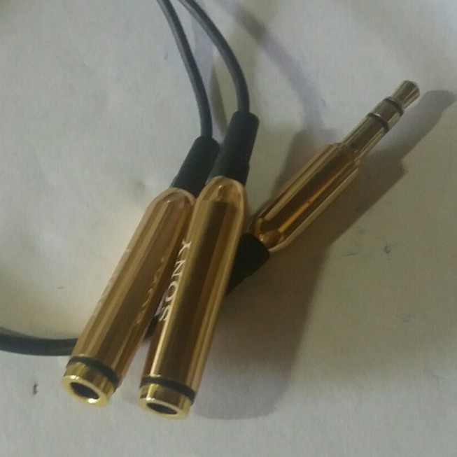 Dây chia loa 3.5mm đực 3 điểm cực ra 2 lổ âm 3.5mm | Shopee Việt Nam