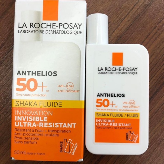 Kem Chống Nắng La Roche Posay Anthelios Shaka Fluid Không Nhờn Rít