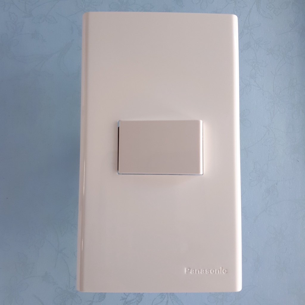 Bộ Mặt nạ 1 lỗ WEV68010SW và Hạt công tắc 2 chiều WEV5002SW - Panasonic ...