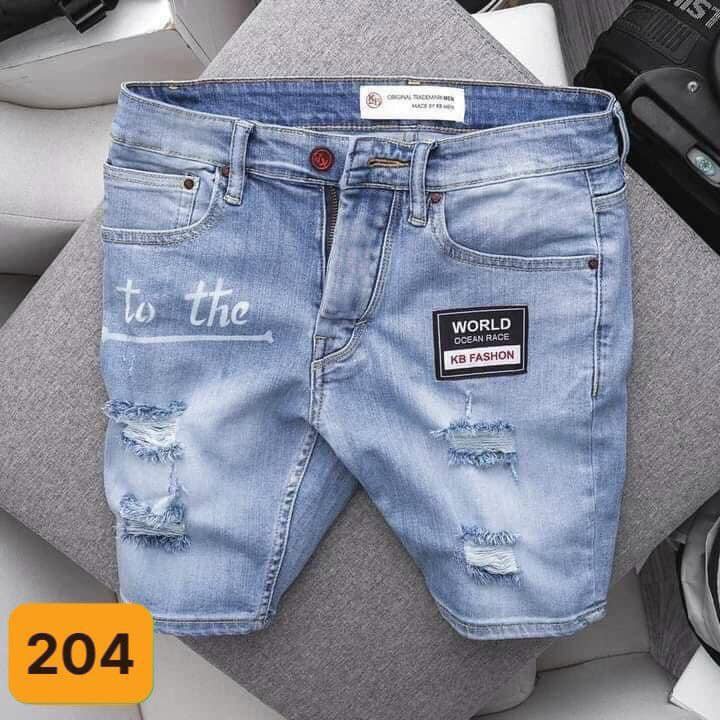 Quần short jean form Slim Fit thoải mái ở hông và đùi, chất cotton co ...