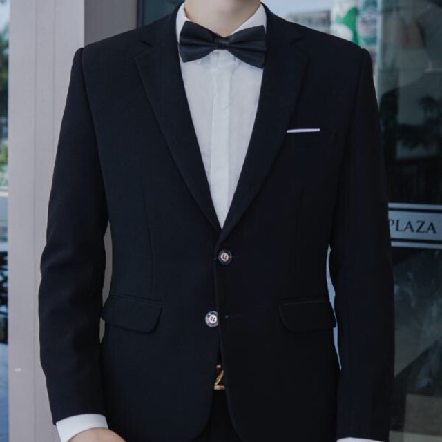 BỘ quần + áo vest nam 2 khuy( 2 cúc) tặng cavat và pkien có 2 màu đen, xanh than, chất vải đẹp ...