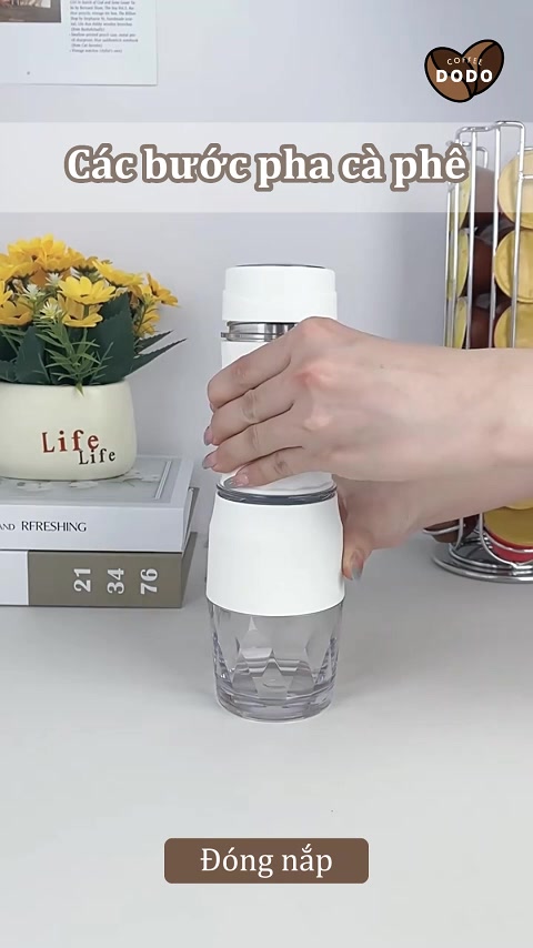 Máy pha cà phê cầm tay mini viên nén Máy pha cafe mini espresso Thích ...