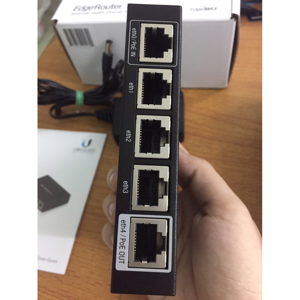 Router dụng UBNT EDGE router X chịu tải 150 user, cân bằng tải, gộp ...