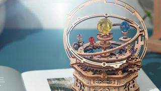 Robotime mô hình hộp nhạc bằng gỗ ROKR Starry Night Orrery Mechanical ...