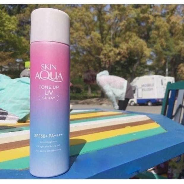 Xịt chống nắng Nhật bản Skin Aqua Tone Up UV [70ml] | Shopee Việt Nam