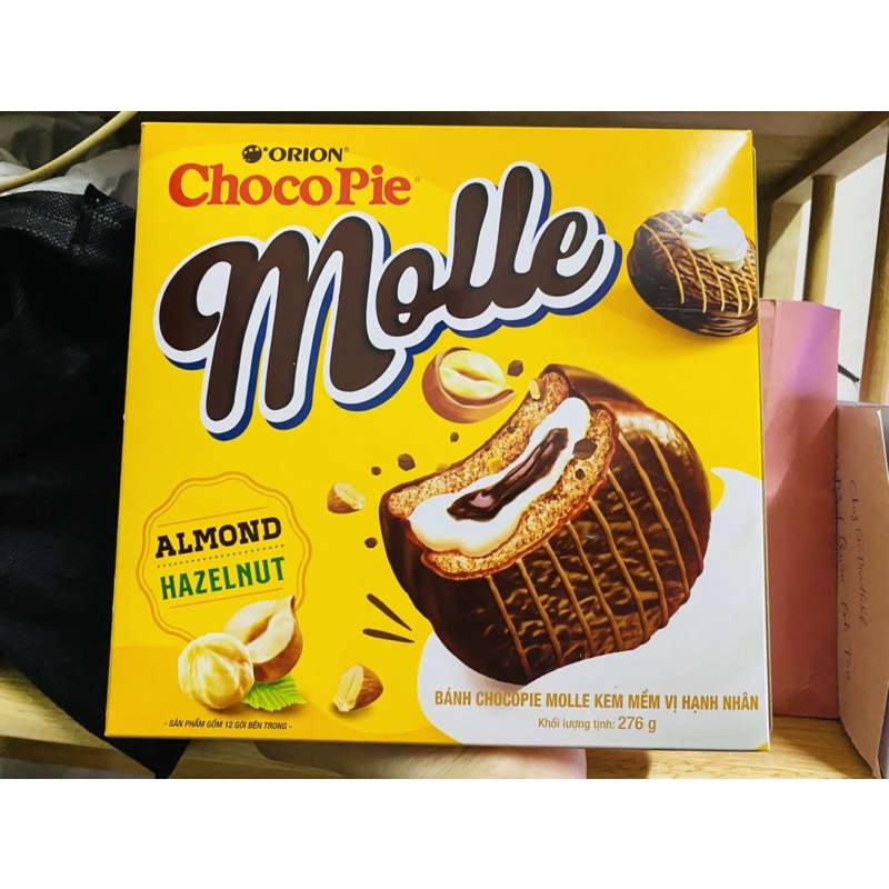 HỘP 12 BÁNH CHOCOPIE MOLLE KEM MỀM VỊ HẠNH NHÂN 267g | Shopee Việt Nam