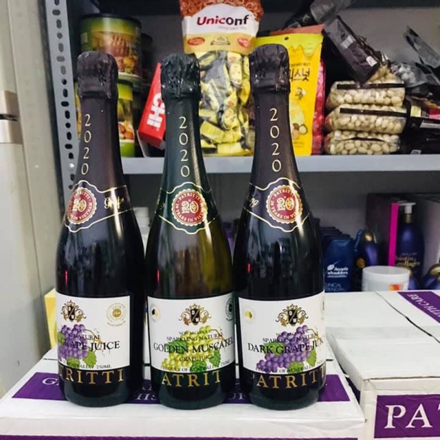 Nước ép nho Patritti Sparkling Dark Grape Juice-Uc chai 750ml | Shopee ...