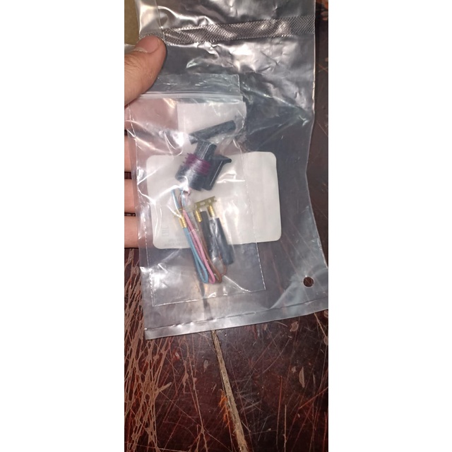 Giắc cắm vào thân bướm ga deawoo Gentra, chevrolet Aveo , deawoo ...