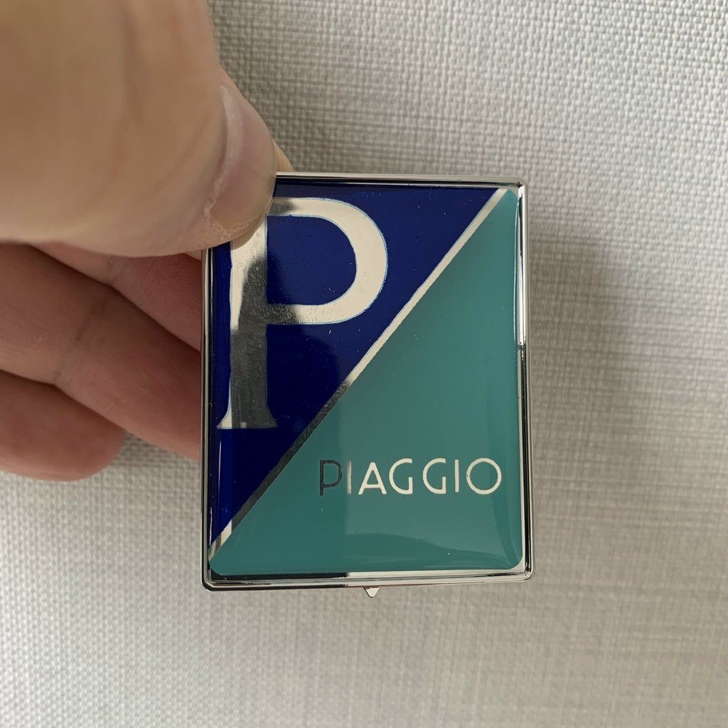 [MIỄN PHÍ VẬN CHUYỂN 50K] Logo tem cho xe Piaggio Vespa logo cho dòng ...
