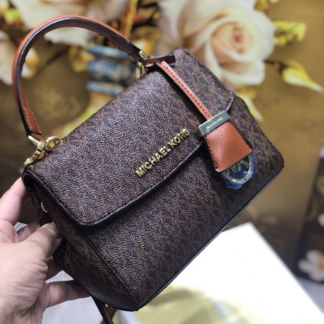 Tui Mk xuat dư moi ve | Shopee Việt Nam