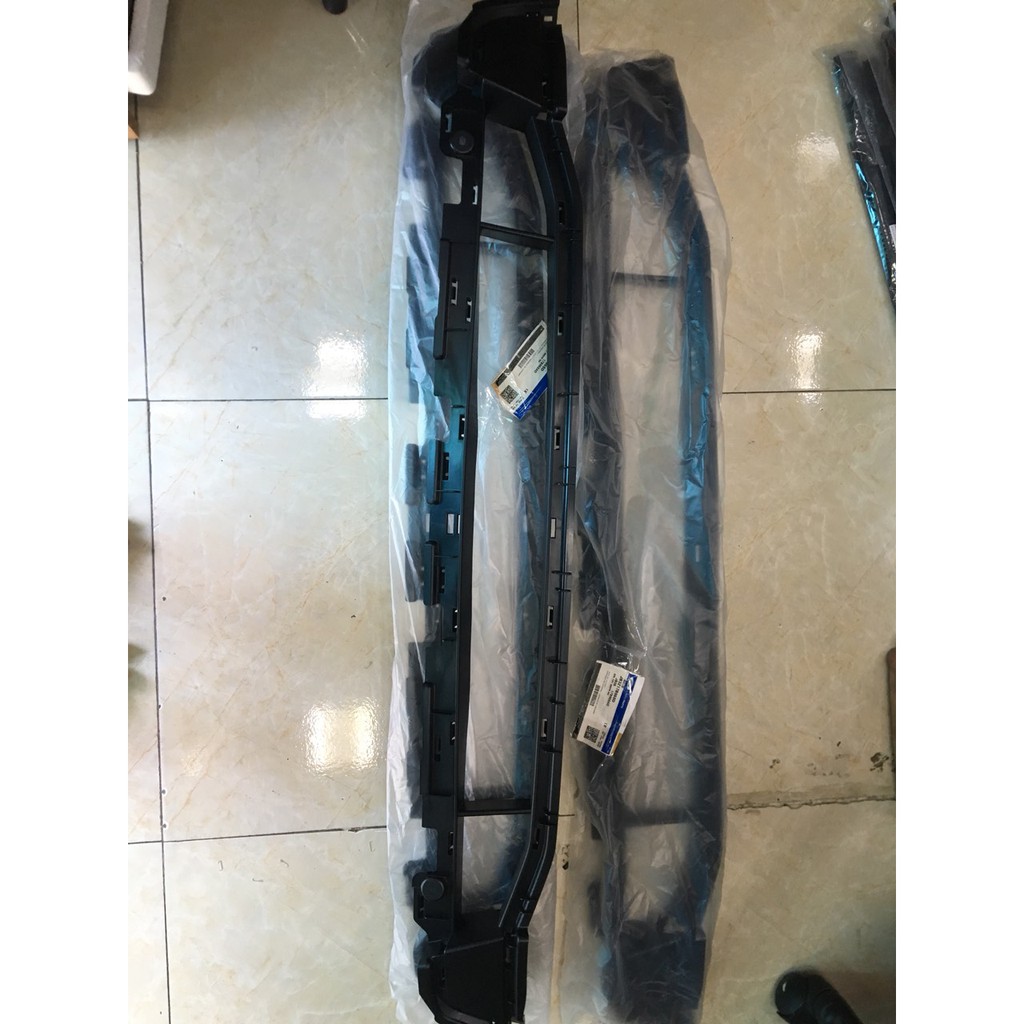 Lưới gió cản trước Ford Ranger - JB3Z17B968D | Shopee Việt Nam