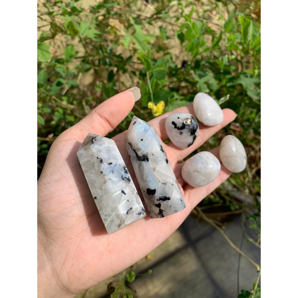 Trụ đá Mặt trăng Moonstone | Shopee Việt Nam