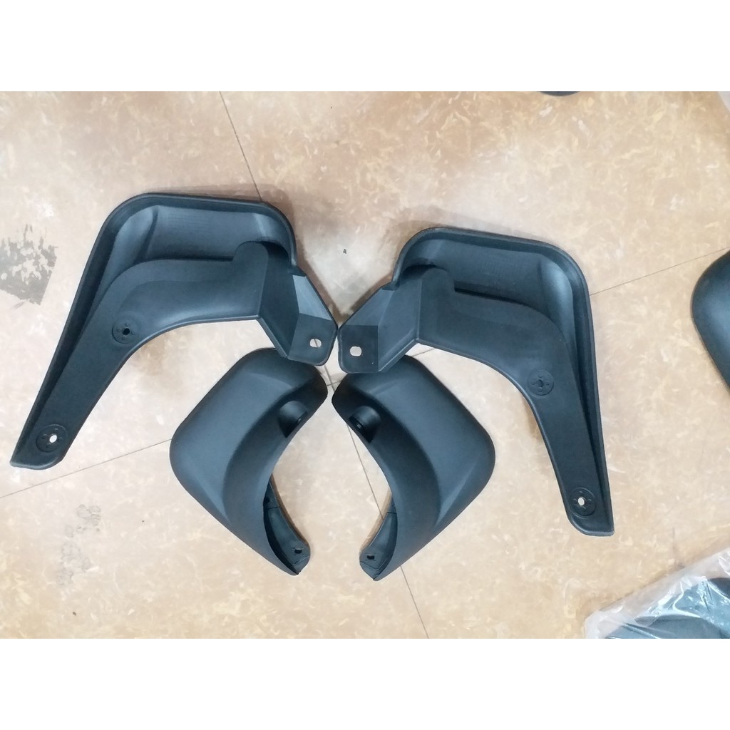 Bộ 4 Chắn Bùn Nhựa Dẻo Cho Xe Getz kèm ốc vít - lắp đặt dễ dàng hạn chế ...