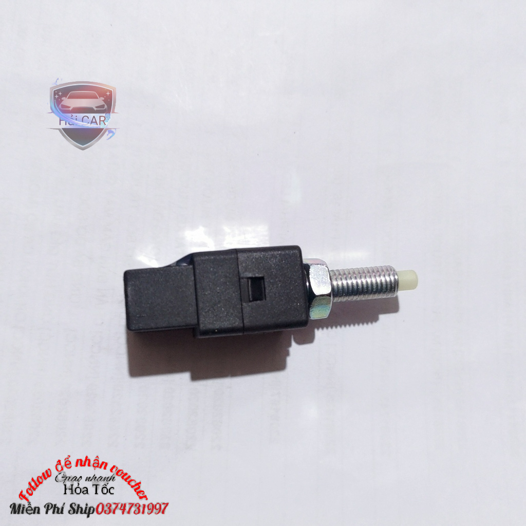 Công tắc đèn phanh Hyundai Getz , accent chính hãng 9381026000 | Shopee ...