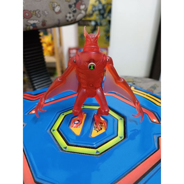 Mô hình Ben 10 Jet ray chính hãng Bandai Clear | Shopee Việt Nam