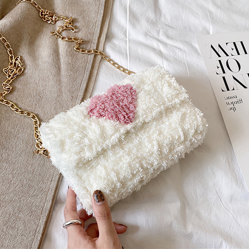 Túi tự đan đeo chéo handmade phối trái tim thời trang - Phụ kiện đan ...