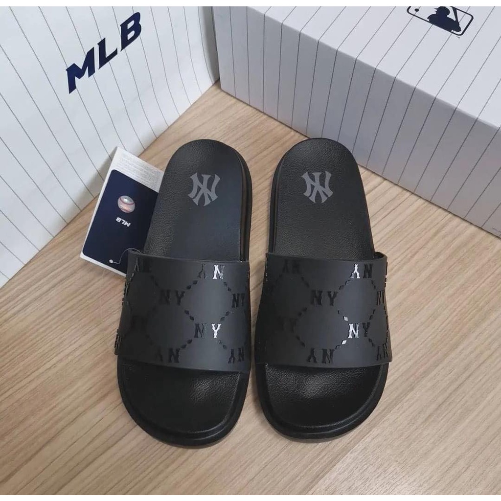 DÉP MLB CHUNKY MOUND DIA MONOGRAM [ CHÍNH HÃNG ] | Shopee Việt Nam