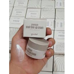 Kem ốc sên Mini Goodal Premium Snail Tone Up Cream | Shopee Việt Nam