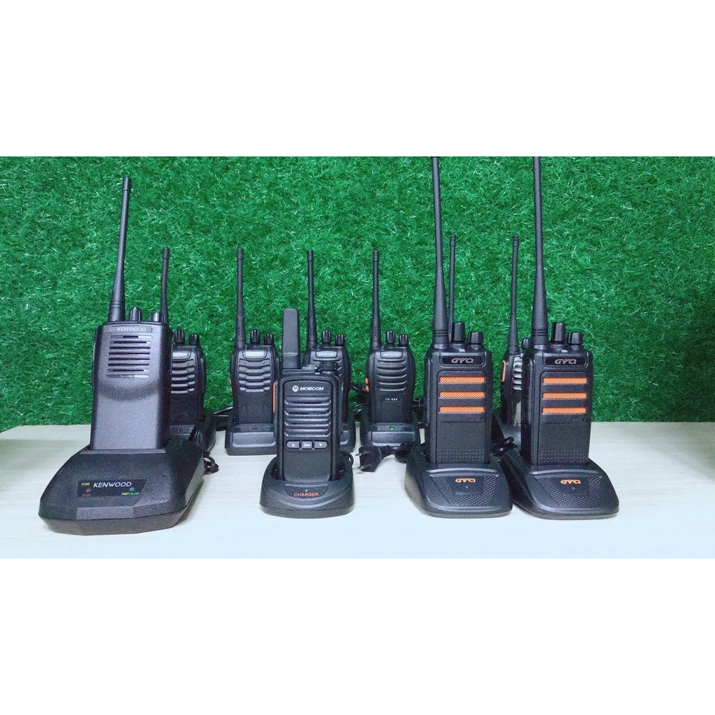 (Tặng tai nghe chính hãng) - Bộ đàm cầm tay Motorola TC800 Anh Thư BH 1 ...