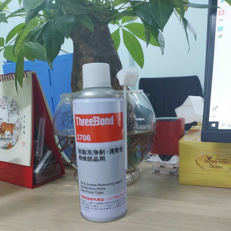 Chất tẩy rửa dầu mỡ ThreeBond 2706 300ML (Thương hiệu ThreeBond ...