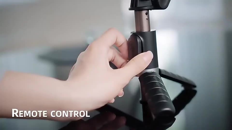 Gimbal Q18 Tích Hợp AI Theo Dõi Chuyển Động Khuôn Mặt - Gimbal Q18 Chống Rung Điện Thoại Có Tích ...