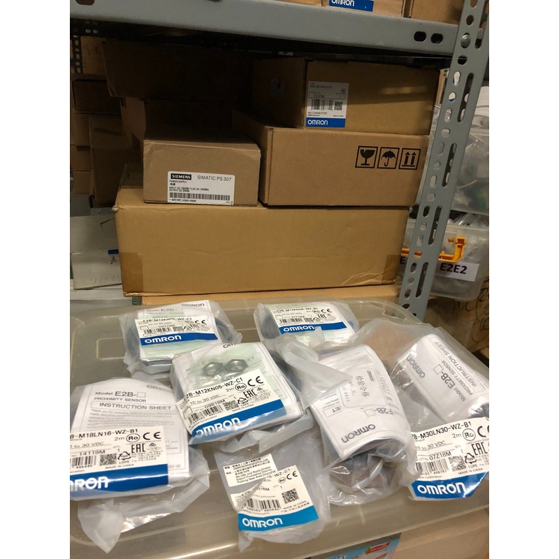 Cảm biến tiệm cận E2B-M12KS04-WZ-C1 2M | Shopee Việt Nam