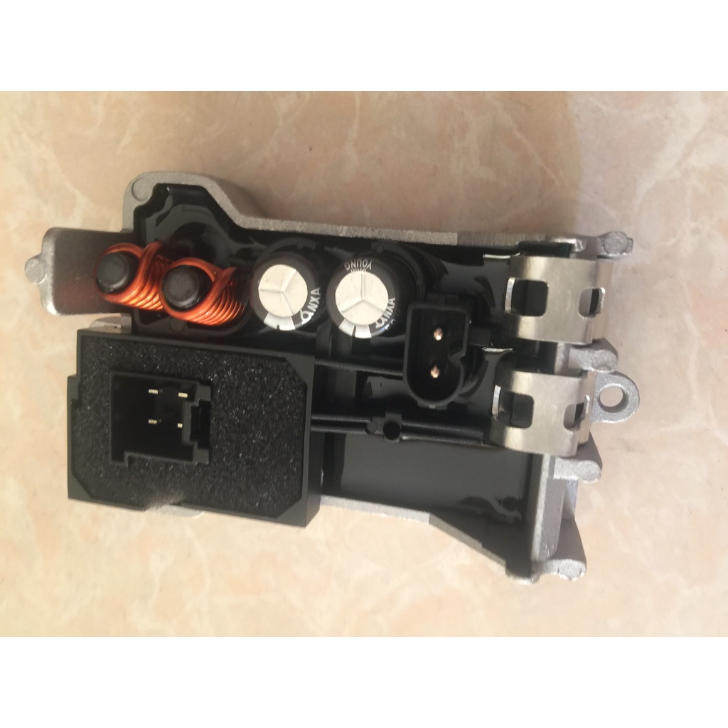 Mô đun (IC, Trở) điều khiển quạt gió điều hoà xe mercedes-Ben W211 E ...