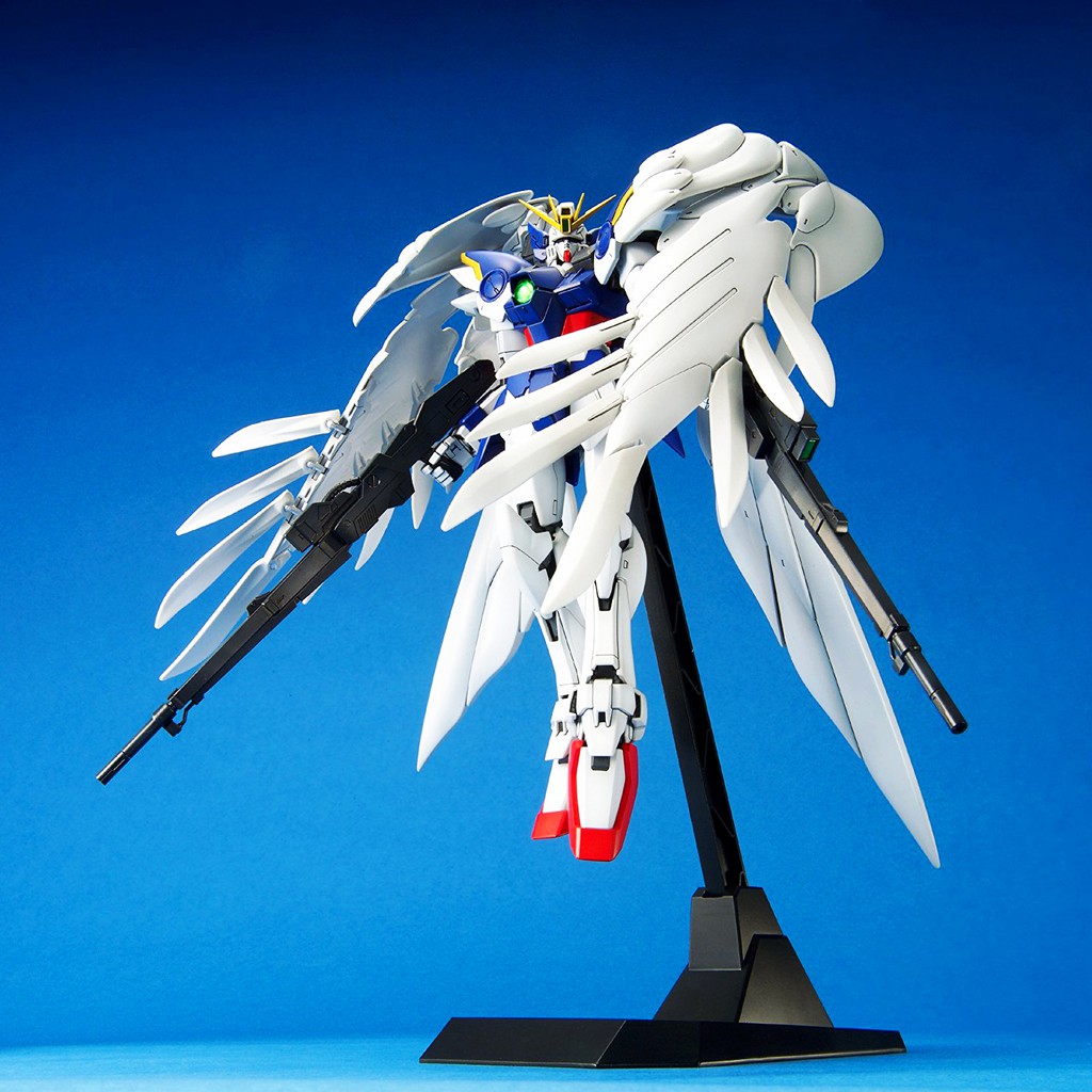 Mô Hình Gundam Bandai MG Wing Gundam Zero Custom 1/100 Gundam W EW [GDB ...