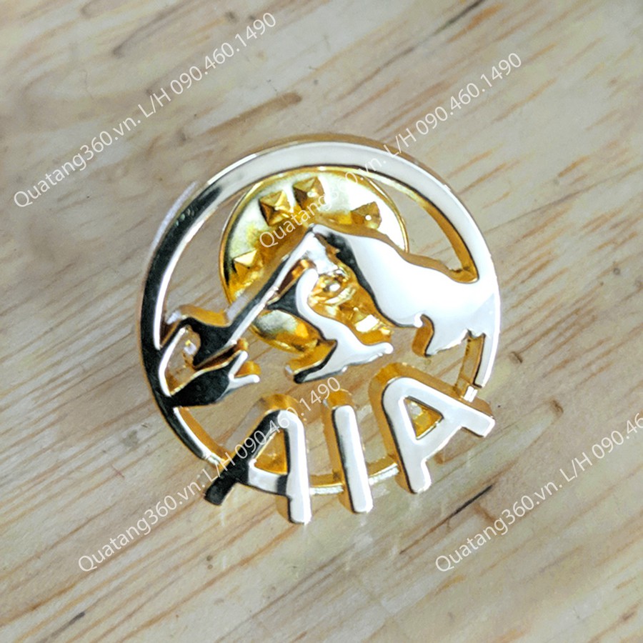 Làm huy hiệu bảo hiểm aia, pin cài áo aia mạ vàng, sang trọng. | Shopee ...