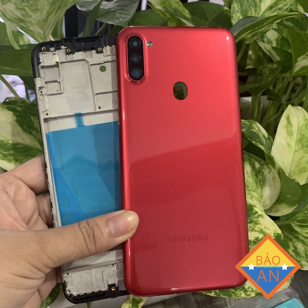 bộ vỏ samsung a11-gồn sườn,lưng,kính cam.phím có khe sim ) | Shopee ...