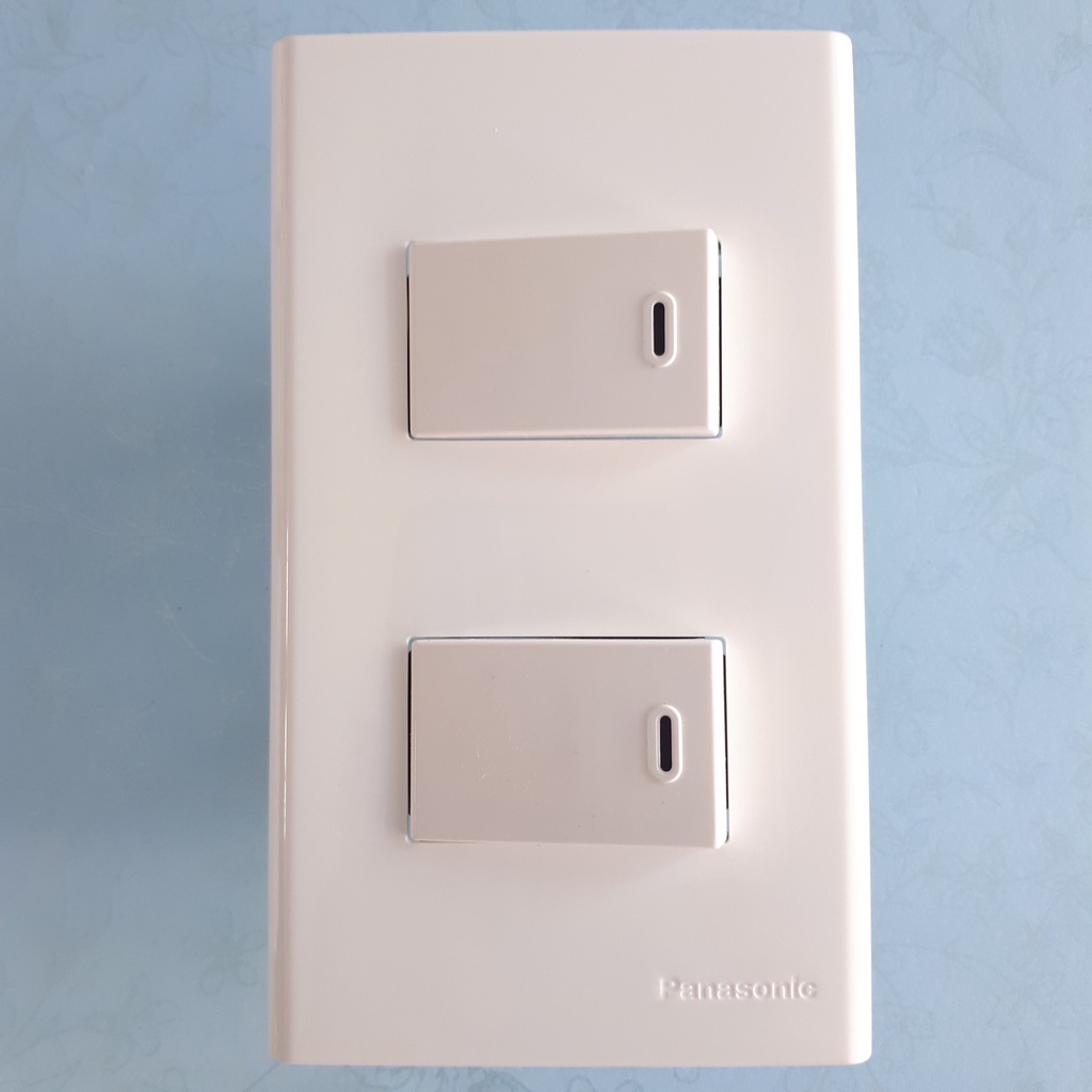 Bộ Mặt nạ 2 lỗ WEV68020SW và 2 Hạt công tắc 1 chiều, WEV5001SW - Panasonic | Shopee Việt Nam