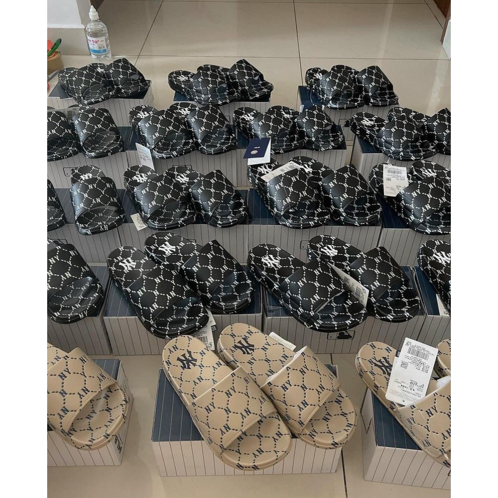 [ CHÍNH HÃNG ] DÉP MLB MOUND DIA MONOGRAM | Shopee Việt Nam