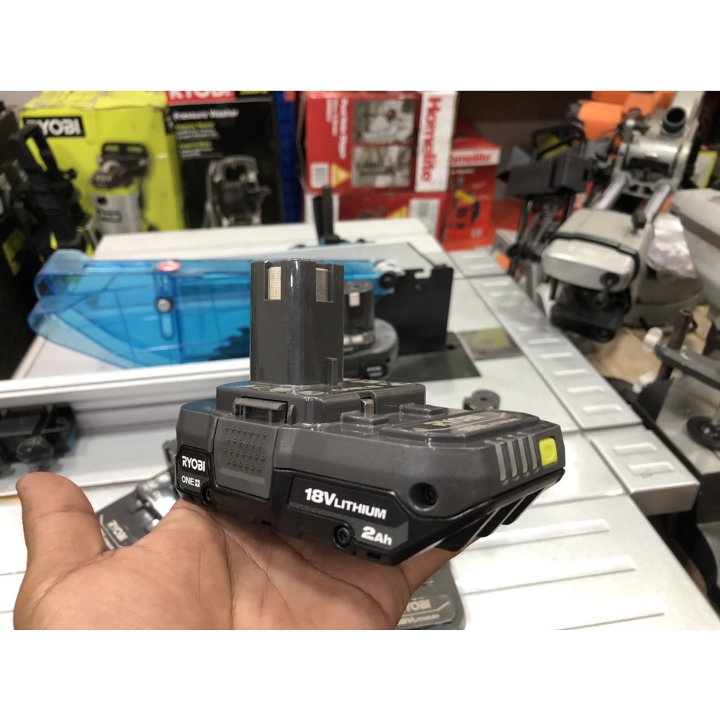 RYOBI 18V ONE+ 2AH RB1820C - HÀNG ÚC 95% BẢO HÀNH 3 THÁNG | Shopee Việt Nam