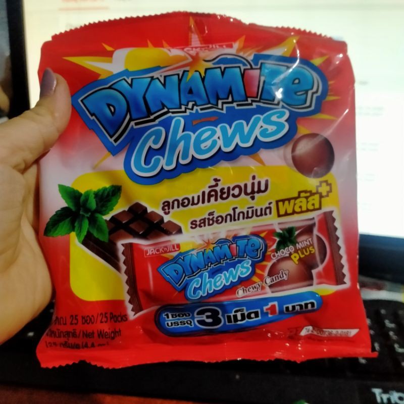 kẹo dynamite chews 3 viên sôcôla nhân bạc hà thái lan 125g | Shopee ...