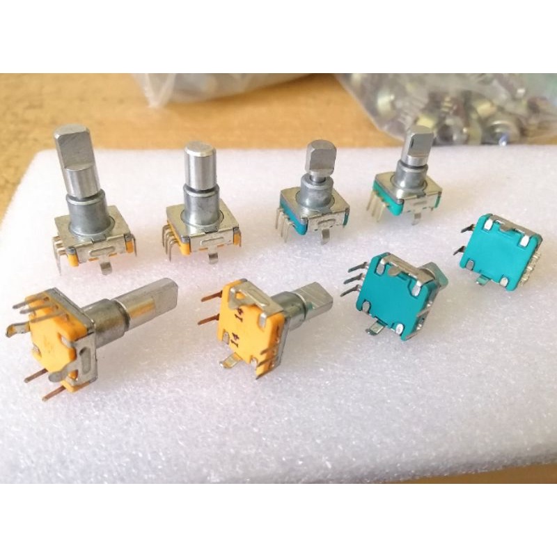 Núm xoay encoder 360 độ EC11 30 xung Biến trở số vô cấp 5 chân có công ...