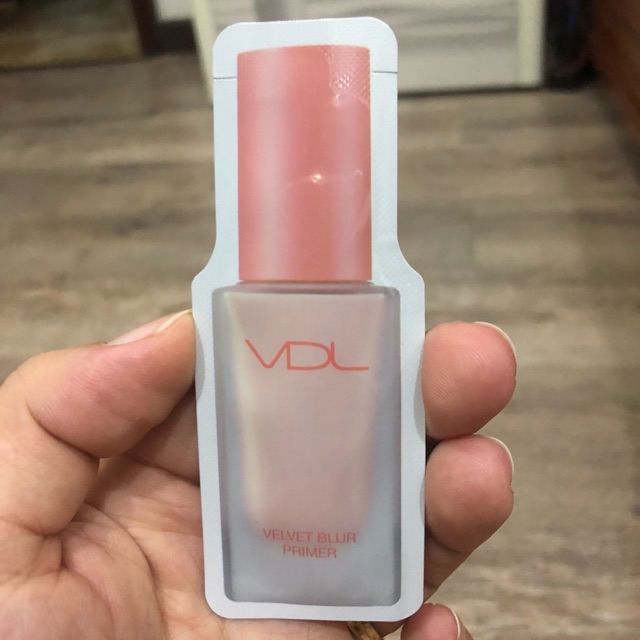 Combo 10 gói kem lót VDL velvet blur primers | Shopee Việt Nam