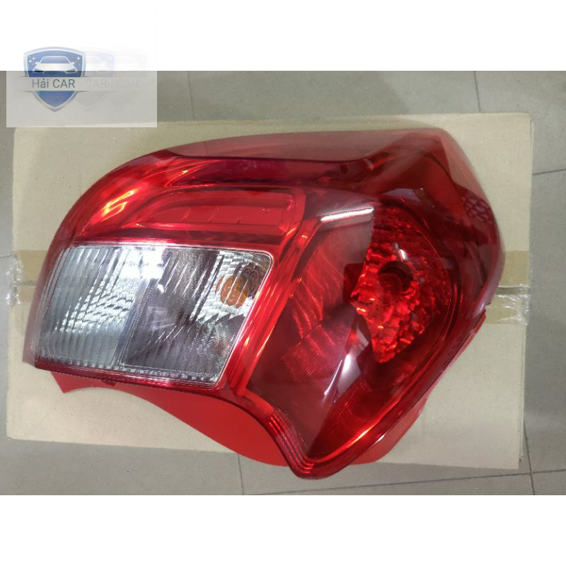 Đèn Hậu Vinfast Fadil Chính Hãng 42607401 không led | Shopee Việt Nam