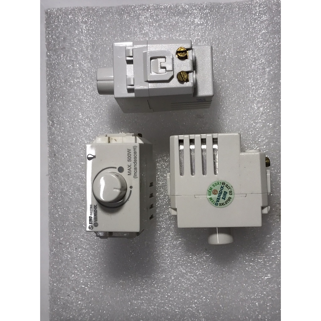 hạt bình NL 20A , tivi, điện thoại , mạng , chiết áp đèn-qạt S18CC SIno ...