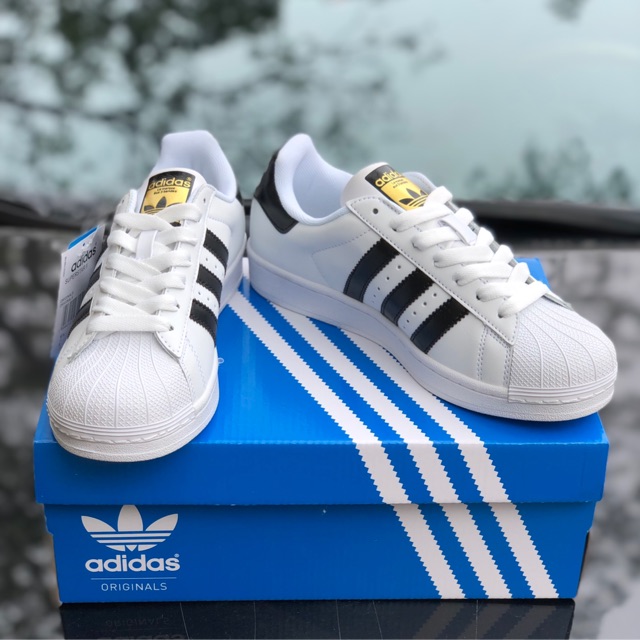 GIẦY THỂ THAO SUPERSTAN TEM VÀNG HÀNG CÓ SẴN( TẶNG HỘP….) | Shopee Việt Nam