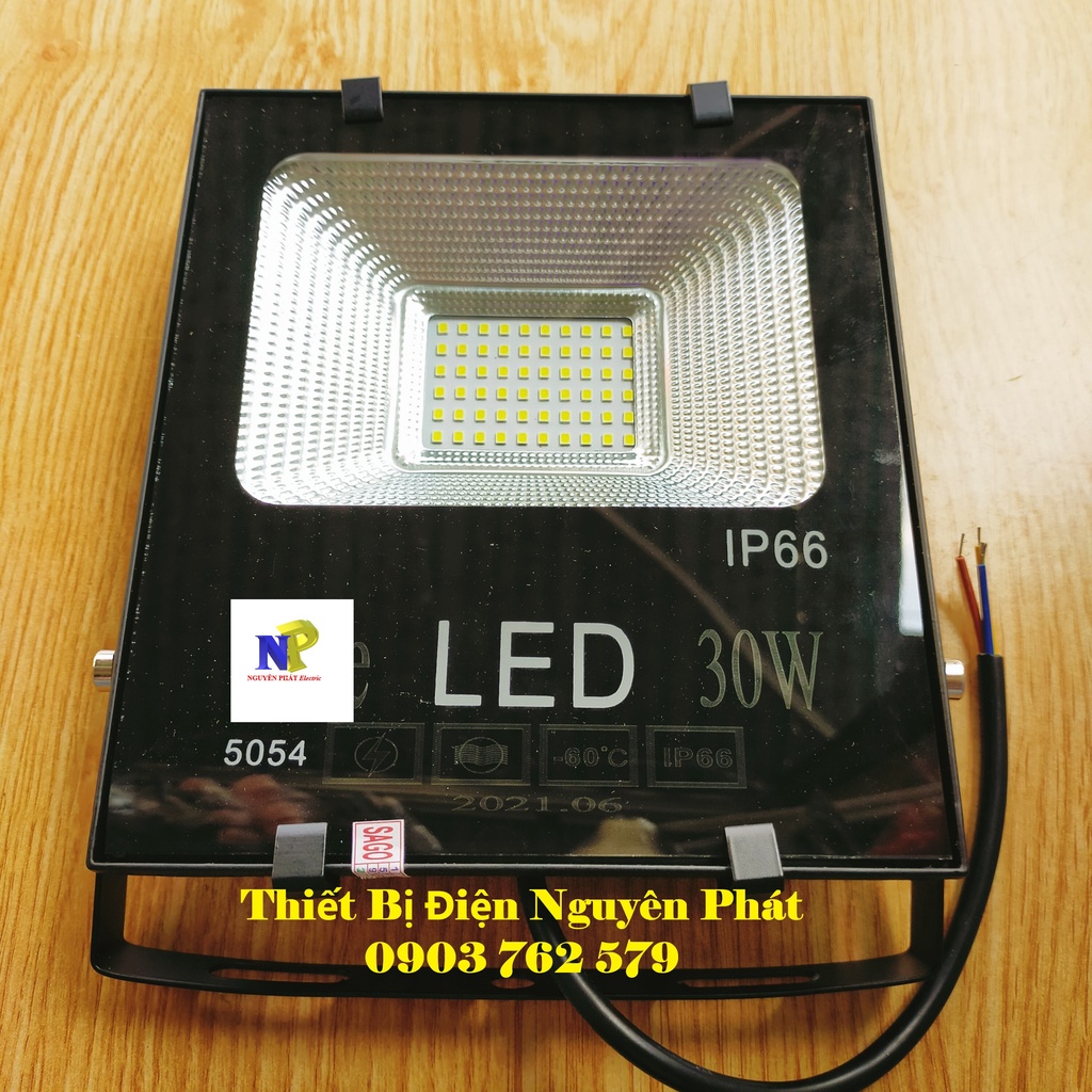 Đèn Led Pha 30w IP66 - Sáng Trắng (Sáng Vàng) | Shopee Việt Nam